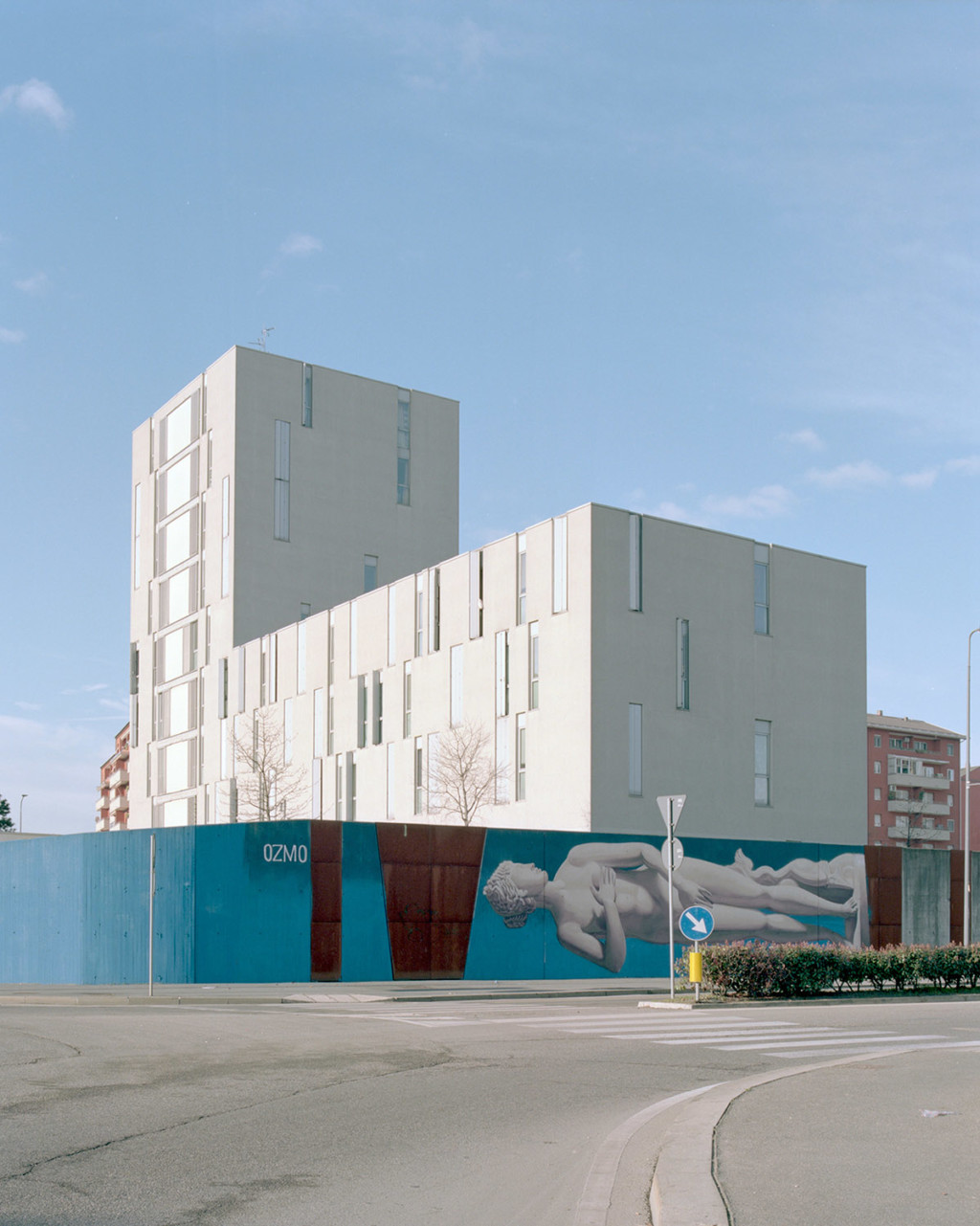 scenario — Long-take sequence on Architectures